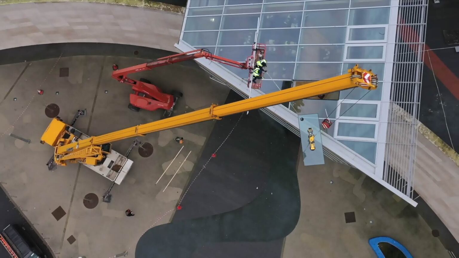 Small Crane & Glass Lifting Equipment for Hire & Sale | Liffey Crane Hire